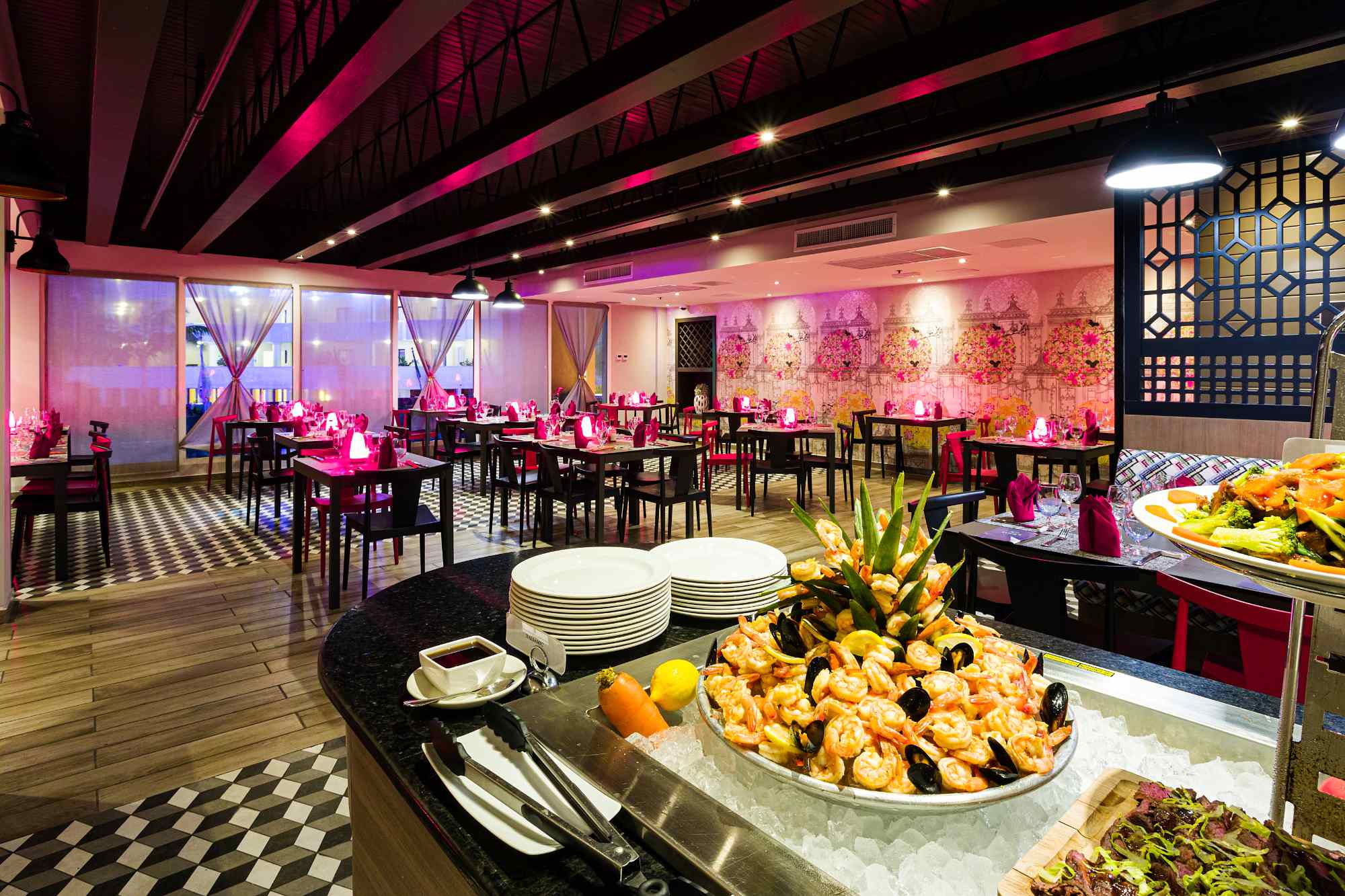 Dining & Bars | Sonesta Resorts Sint Maarten