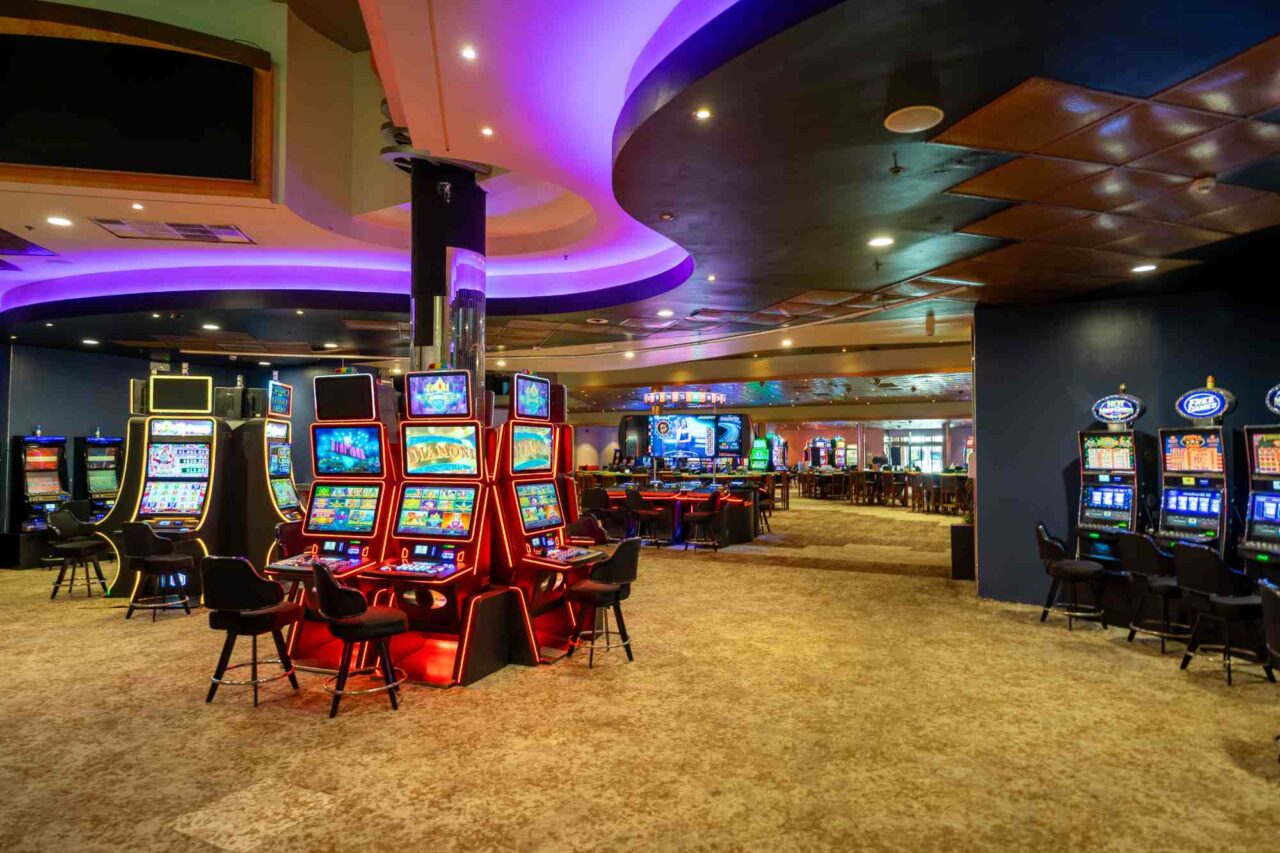 Casino Royale in St Maarten | Sonesta Resort Sint Maarten